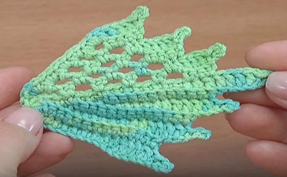 Crochet A Leaf Video Tutorial - We Love Crochet