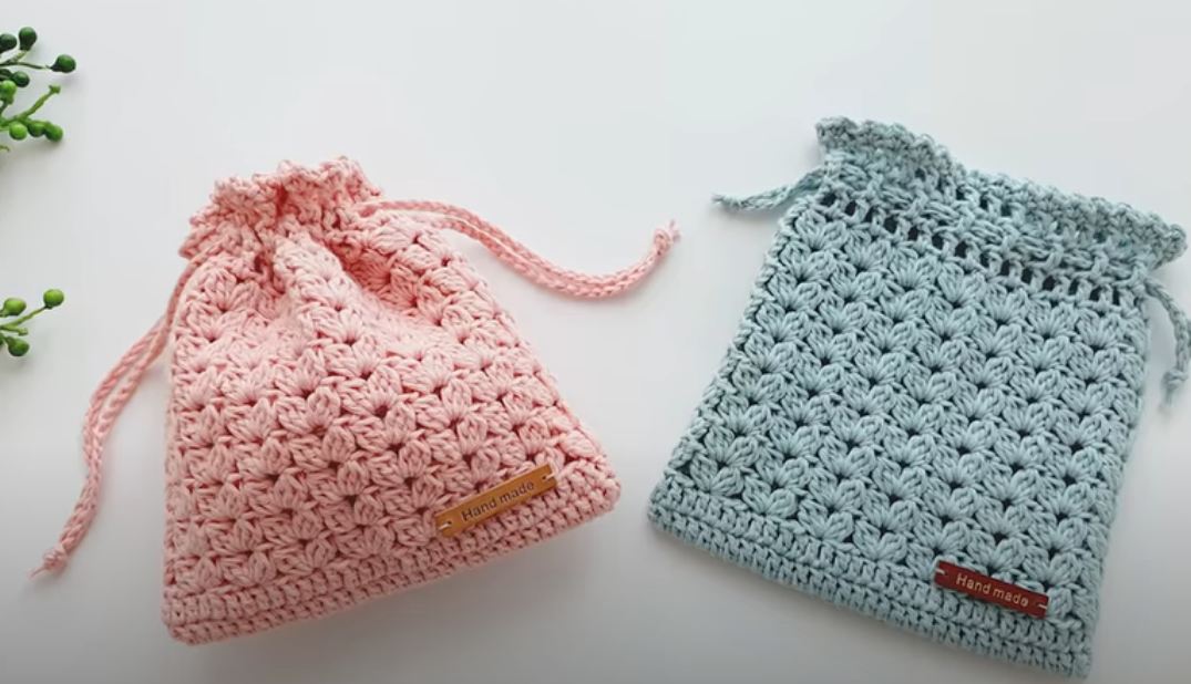 Crochet Tiny Pouch Video Tutorial - We Love Crochet