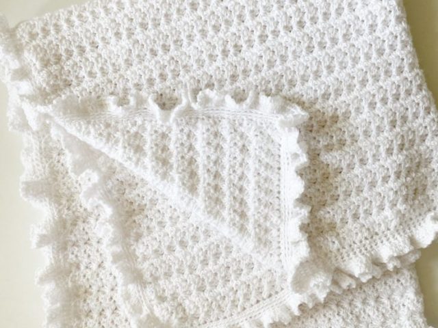 Crochet Beautiful Blanket - We Love Crochet